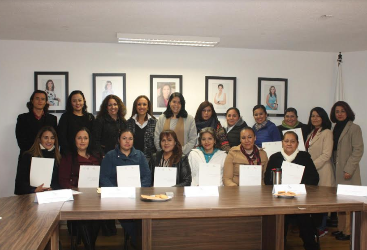 DIF Zapopan entrega certificación EC0435 a personal de Centros de ...